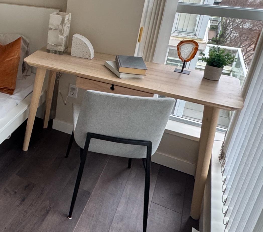 Desk - Oak – Victory Interiors Inc.